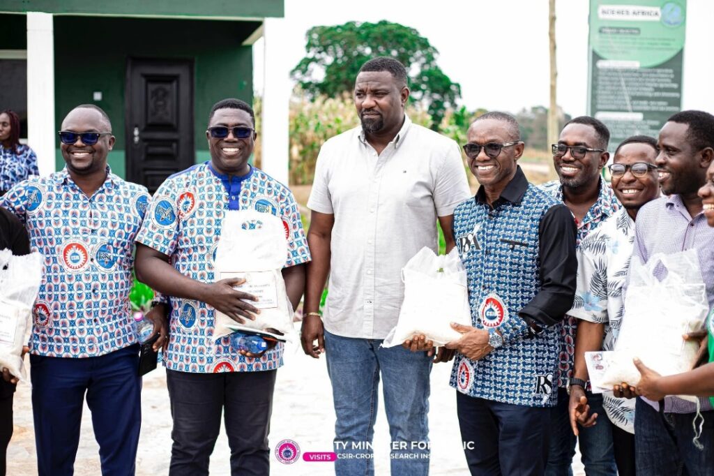 Deputy Minister of Agriculture Visits CSIR-CRI Multicultural Technology ...